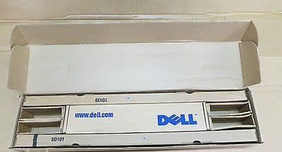 New Dell Versa Rail Kit 2U For PowerEdge 2650 DP/N 05D104 5D104