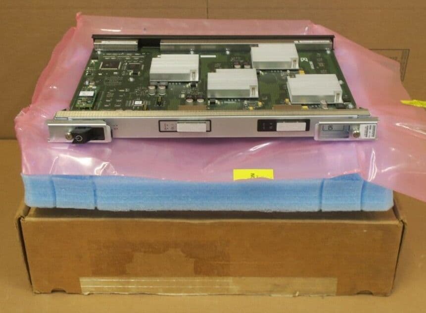 NEW EMC Brocade CR8 DCX Core Routing Blade 105-000-139 For ED-DCX-B Chassis