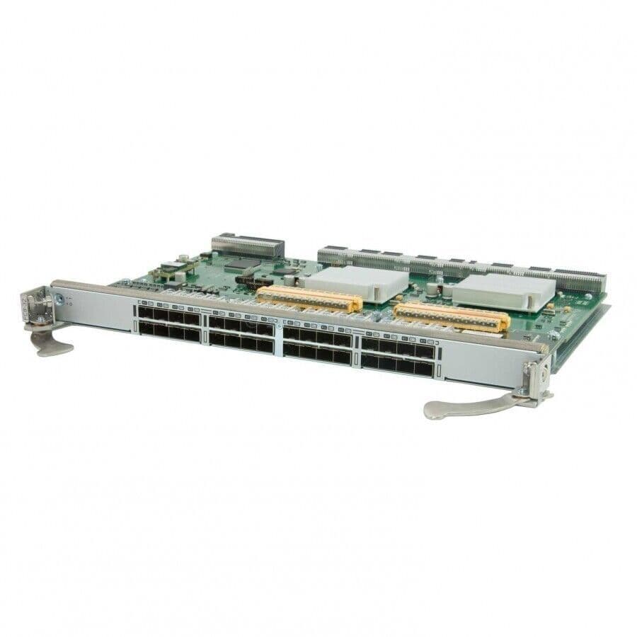 NEW EMC Brocade FC8-32 DCX Blade Module 32x 8Gb FC SFP Port 105-000-136