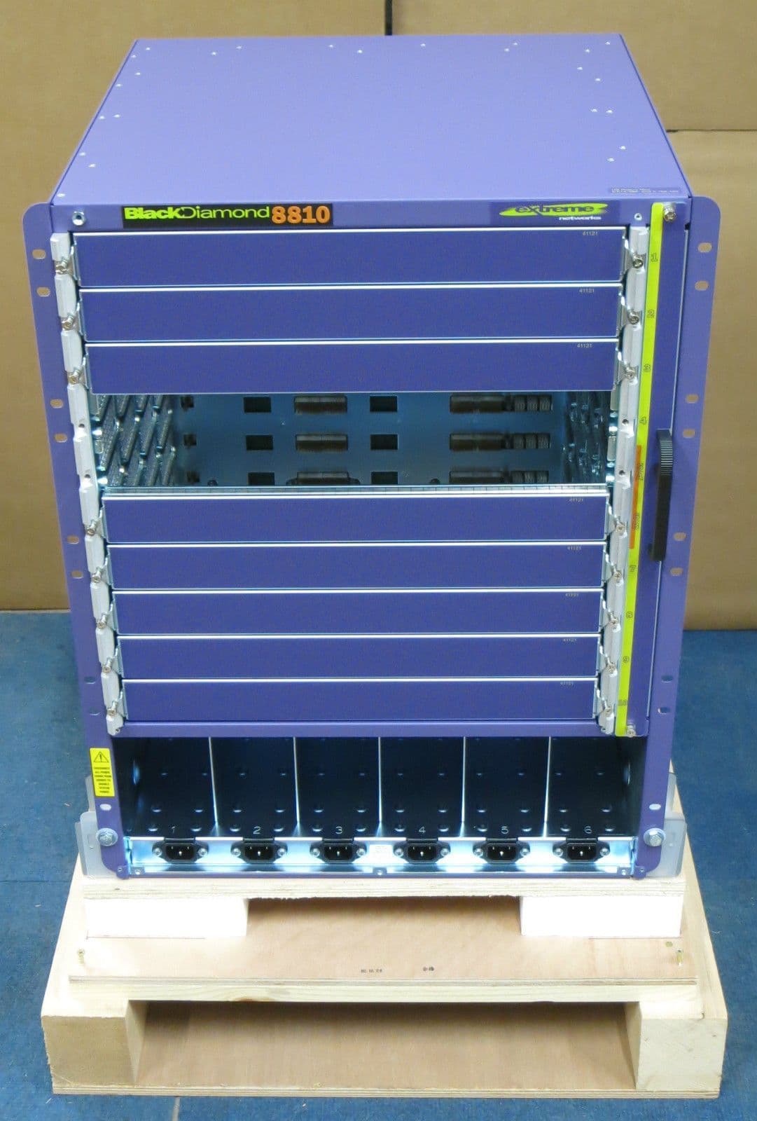 New Extreme Networks Black Diamond 8810 10Slot Switch Chassis 41011 ...