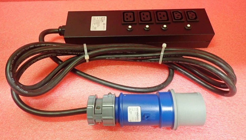 NEW Fujitsu Knurr Di-Strip BladePower1 Rack PDU 1Ph 32A 2xC13 3xC19 ...