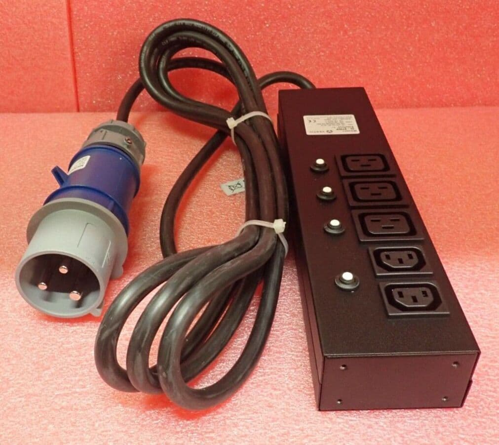 NEW Fujitsu Knurr Di-Strip BladePower1 Rack PDU 1Ph 32A 2xC13 3xC19 ...