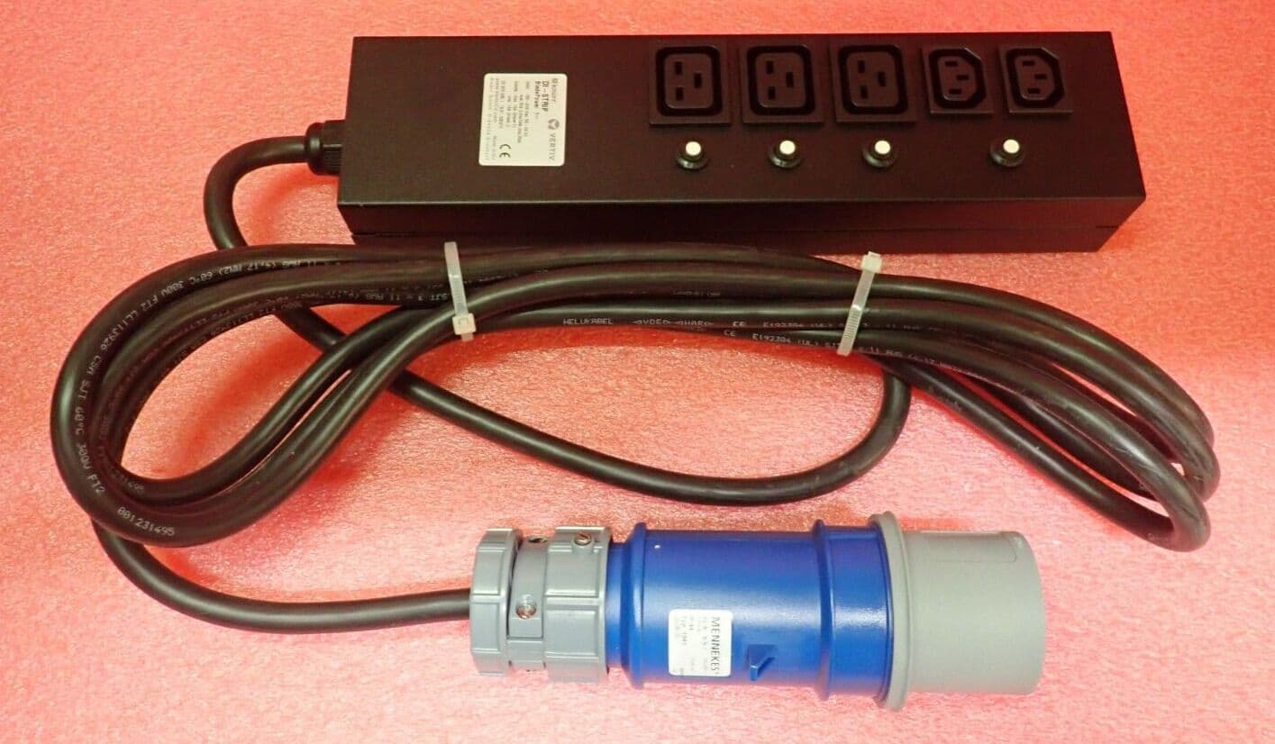 NEW Fujitsu Knurr Di-Strip BladePower1 Rack PDU 1Ph 32A 2xC13 3xC19 ...