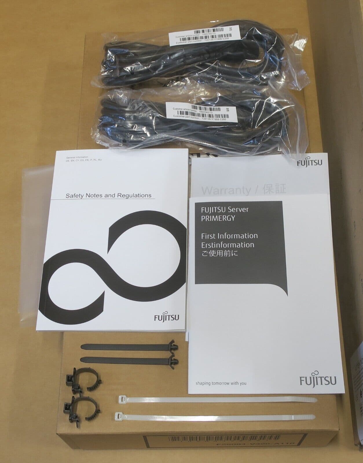 NEW Fujitsu Primergy RX2530 M6 2x Scalable CPU 32-DIMM 10x2 5" Bay CTO ...