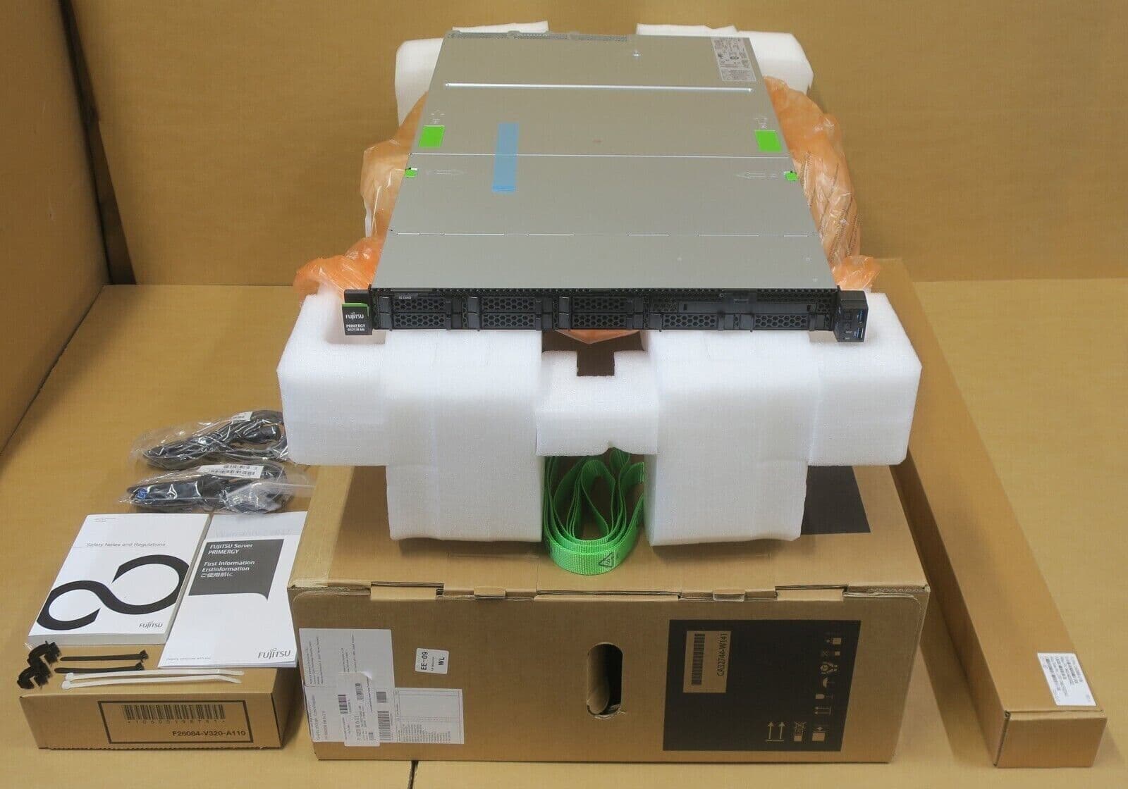 NEW Fujitsu Primergy RX2530 M6 2x Scalable CPU 32-DIMM 8x 2 5" Bay CTO ...