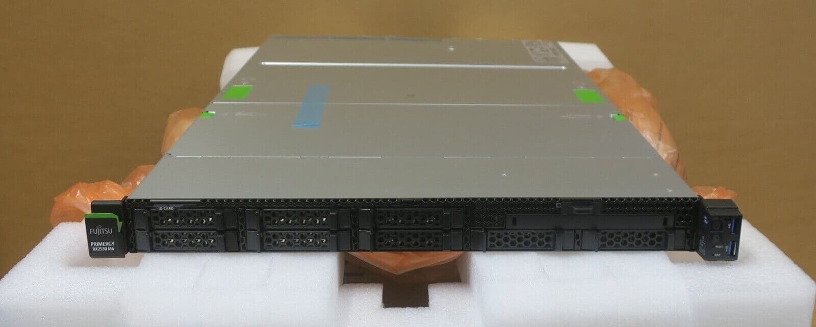 NEW Fujitsu Primergy RX2530 M6 2x Scalable CPU 32-DIMM 8x 2 5" Bay CTO ...