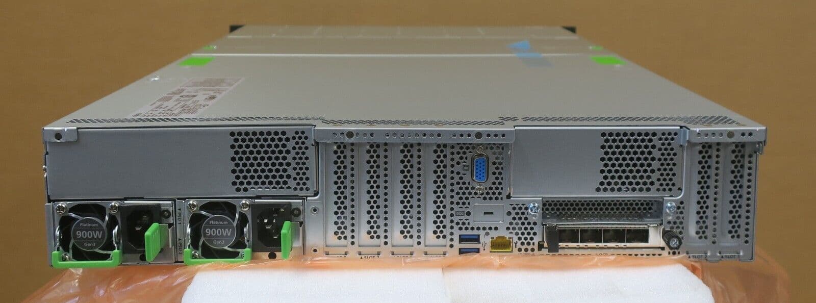 NEW Fujitsu Primergy RX2540 M6 2x 8C Gold 6334 128GB RAM 10x 3 5" Bay 2U Server