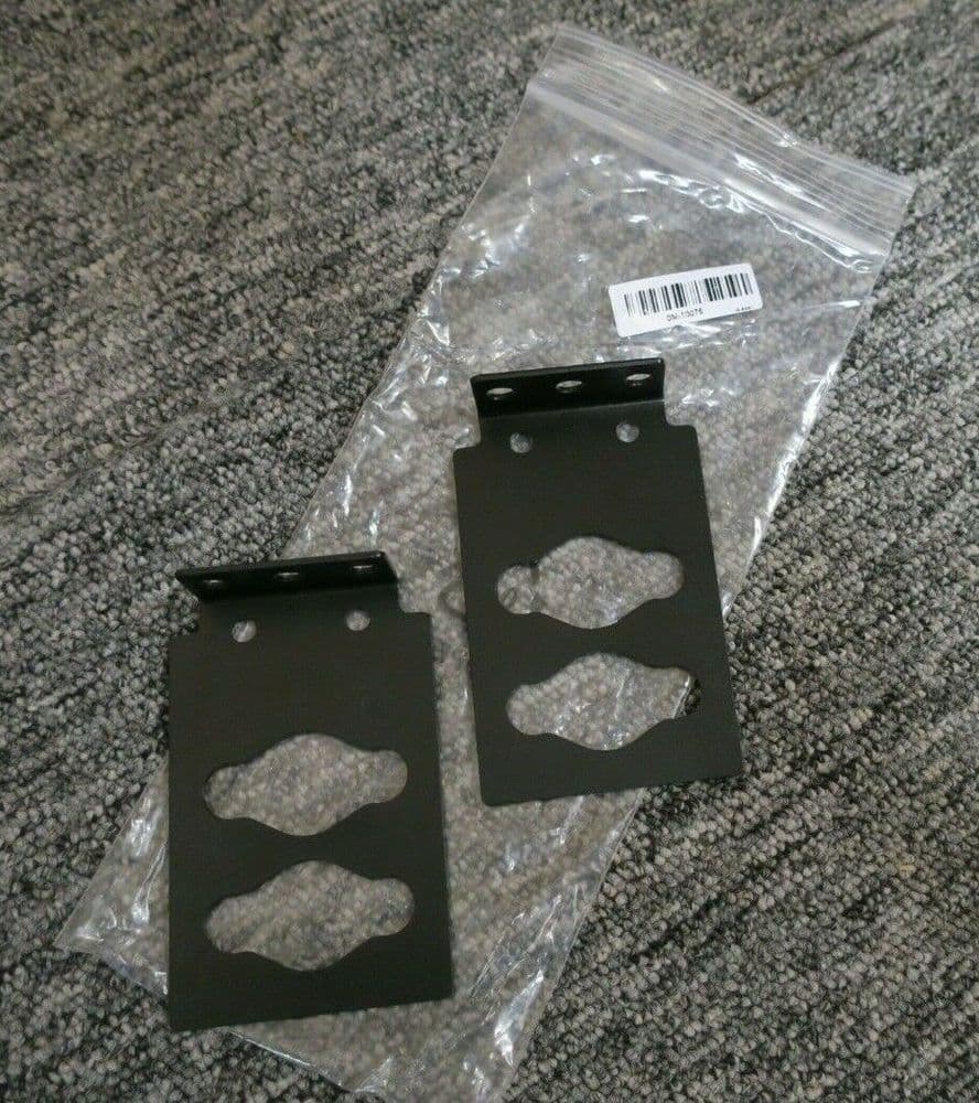 NEW Genuine APC 0M-10075 870-15252 Vertical 0U PDU Peg Toolless ...