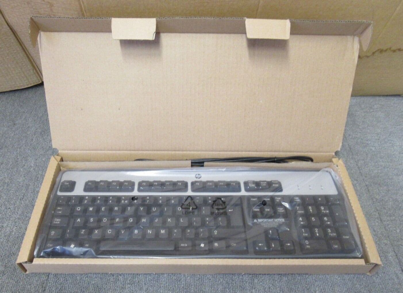 New HP 434820-L32 PS/2 Wired QWERTY Keyboard US Layout Black Silver