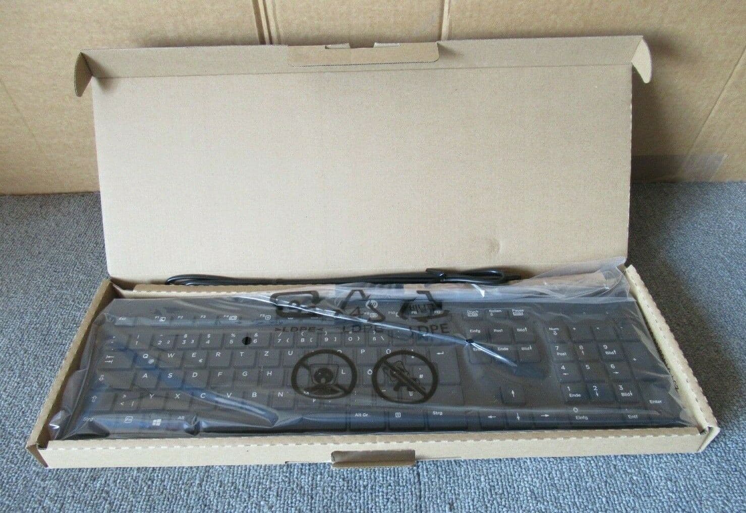 New HP 803180-041 Standard PS/2 Slim Keyboard QWERTZ Win 8 German Black