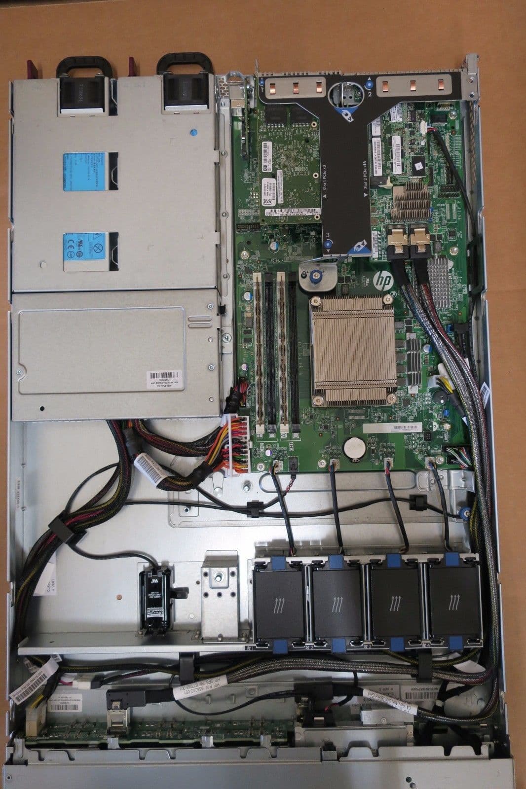 NEW HP ProLiant DL320e GEN8 675598-B21 E3-1240v2 8GB P420/1G SAS 1u ...