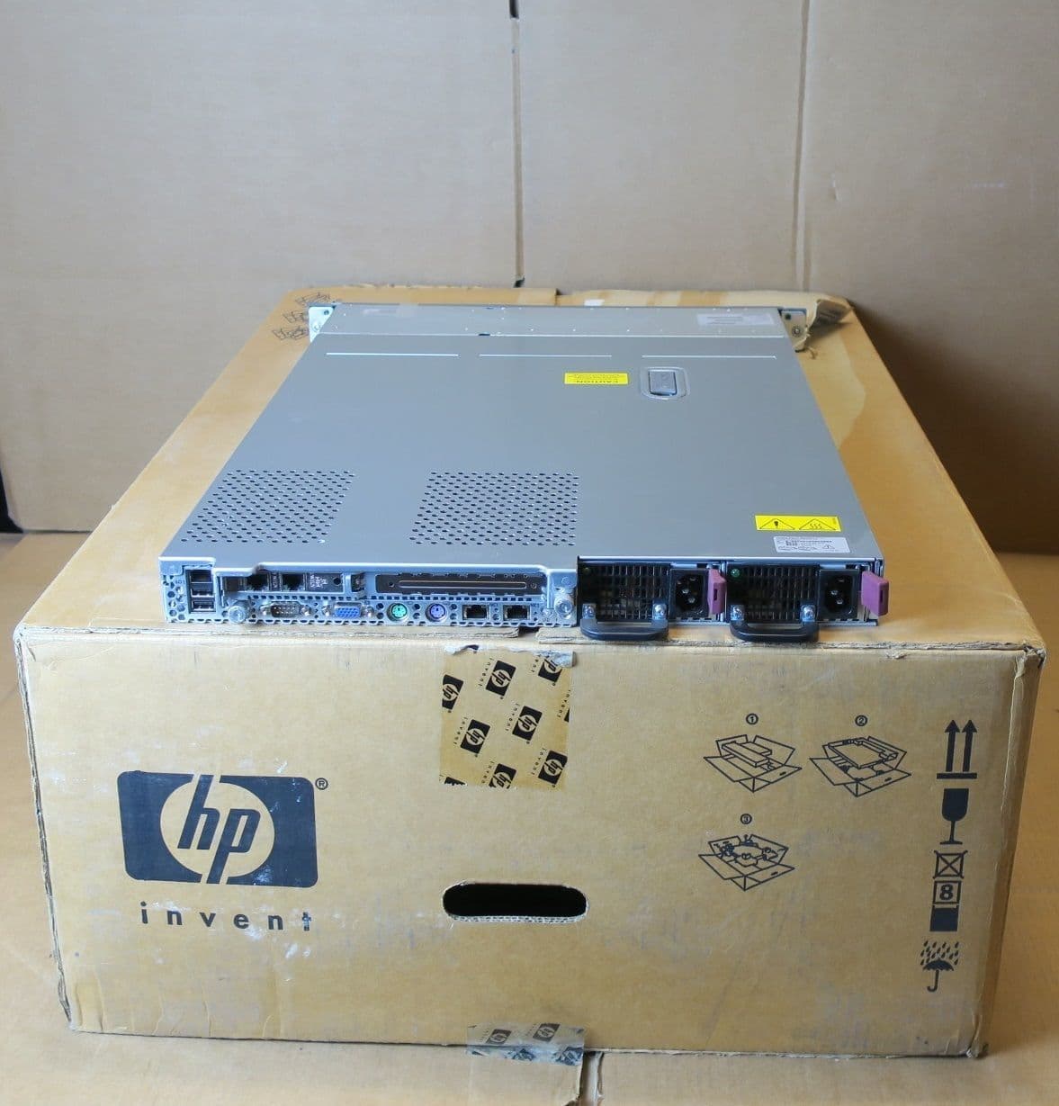 NEW HP Proliant DL360 G5 AH618A - 2 x Xeon 5140 2 33GHZ 2GB 2 x 72GB 1U ...