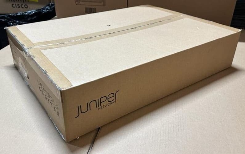 New Juniper Networks EX4600-40F-AFO 24 x 10Gb SFP 4x 40Gb QSFP Ports Switch