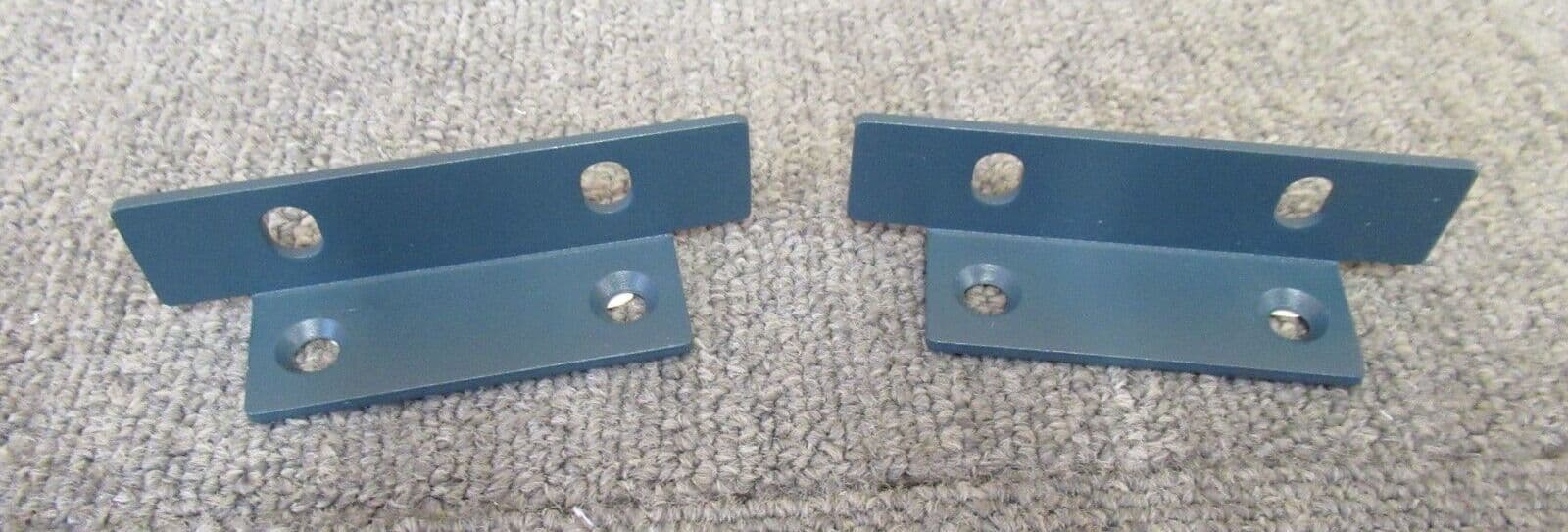 New Pair Of Left And Right 1U Rack Mounting Ears Blue With Screws