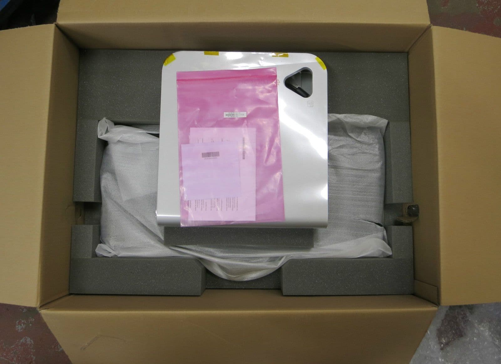 NEW Polycom HDX 4500 24" HD Camera Video Conferencing System 2215-61762-001