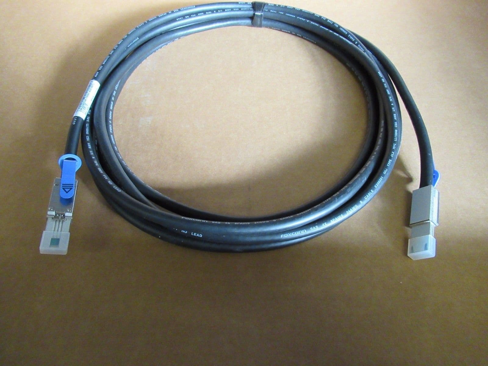 New SFF-8088 to SFF-8088 Mini SAS Cable 6m 6 Metre External