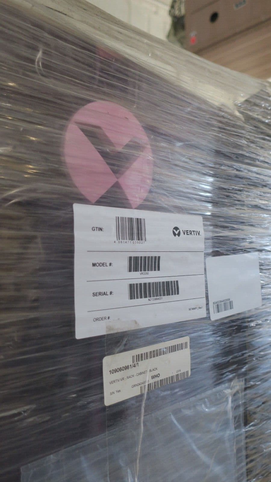 NEW Vertiv Dell VR3350 42U Server 19" Rack Enclosure Black Cabinet 800 ...