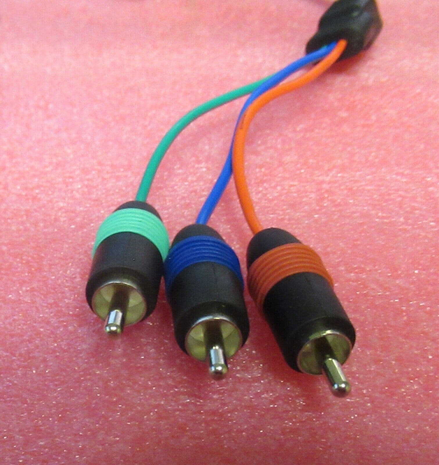 New VGA 15-Pin To 3x RCA Splitter Cable Black 42 88511G102-A