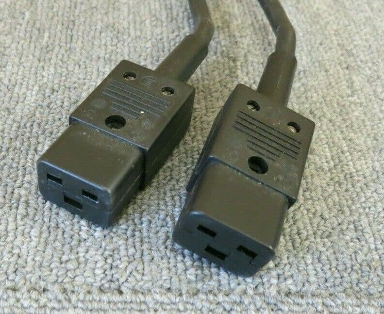Newlec NLAMT002 240V 16A Industrial Blue Plug To Dual C19 Female Cable ...