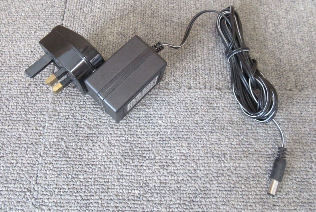 Ningbo Hi-Tech XR-DC060300 UK 3-Pin Plug AC Power Adapter 1 8W 6V 300mA