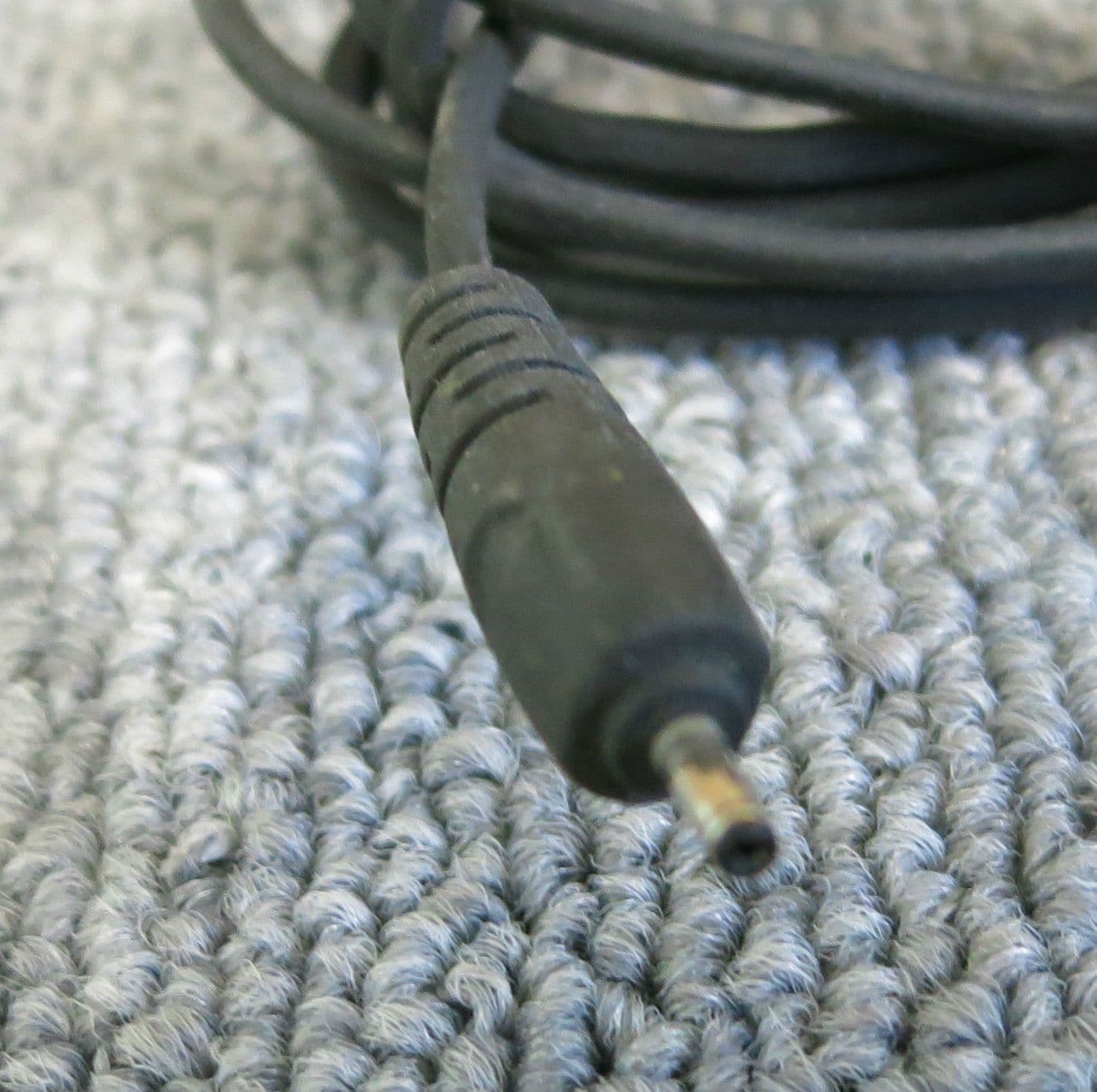 Nokia AC Power Travel Adapter Charger 5V 890mA UK 3-Pin - Type ACP-4X