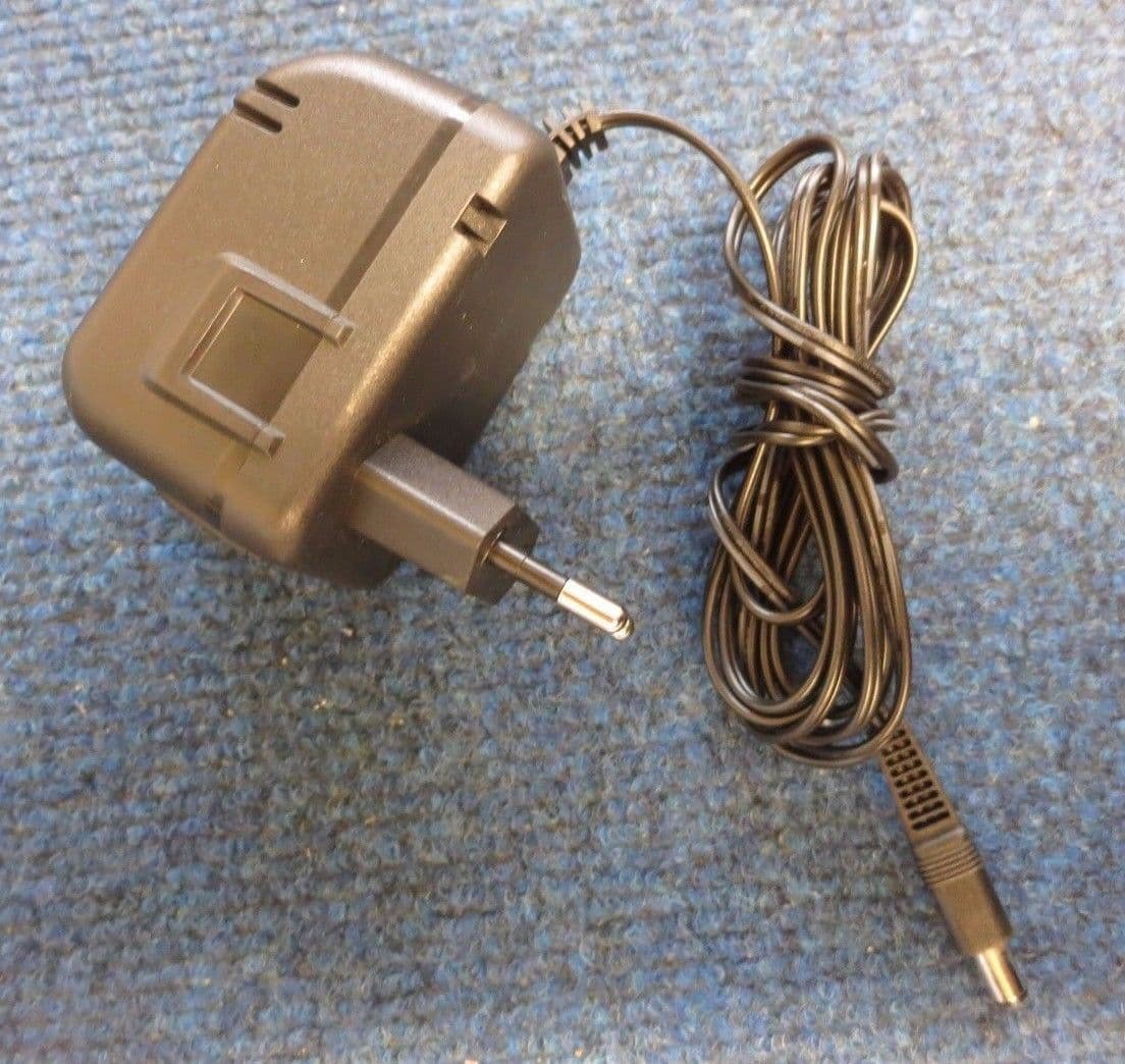 OEM AA-091ABM European 2-Pin Plug AC Power Adapter Charger 9W 9V 1A