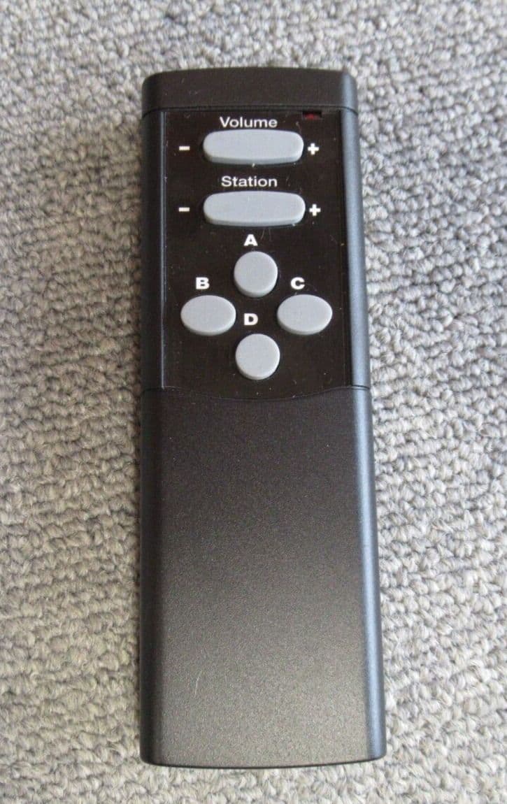 Onelan WT11003 Digital signage Player Remote Control With Batteries