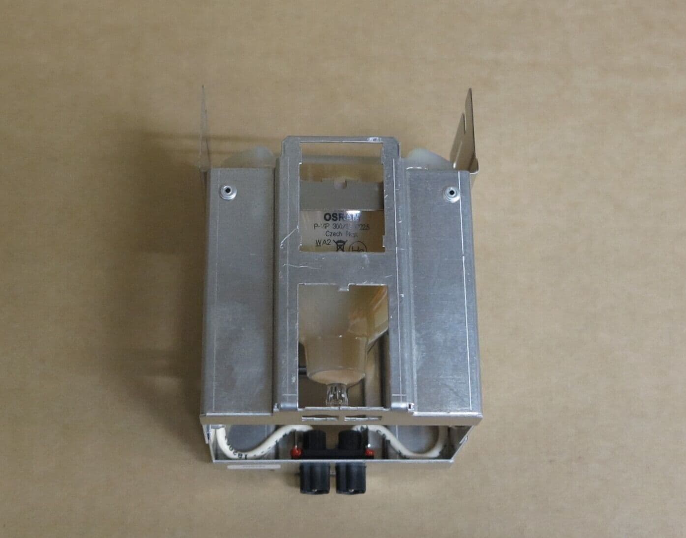 Osram P-VIP 300/1 3 P22 5 Projector Bulb Housing R9841828 BPS P 1LMP ...