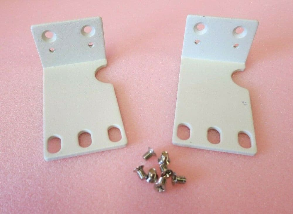 Pair Of Left And Right 1U Rack Mounting Ears White With Screws