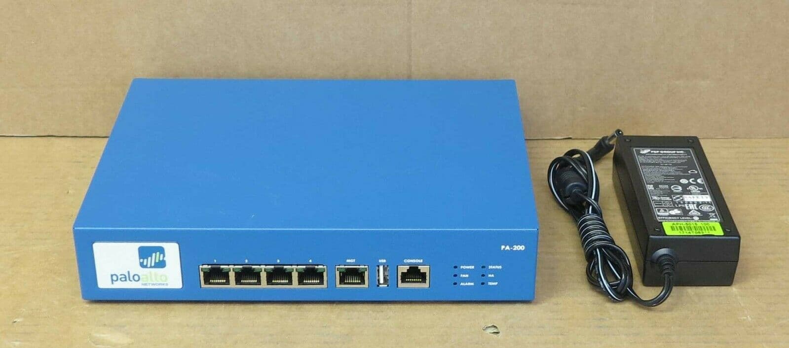 PaloAlto Networks PA-200 Firewall 4x 1GbE Port Security Appliance 750-000015-00N