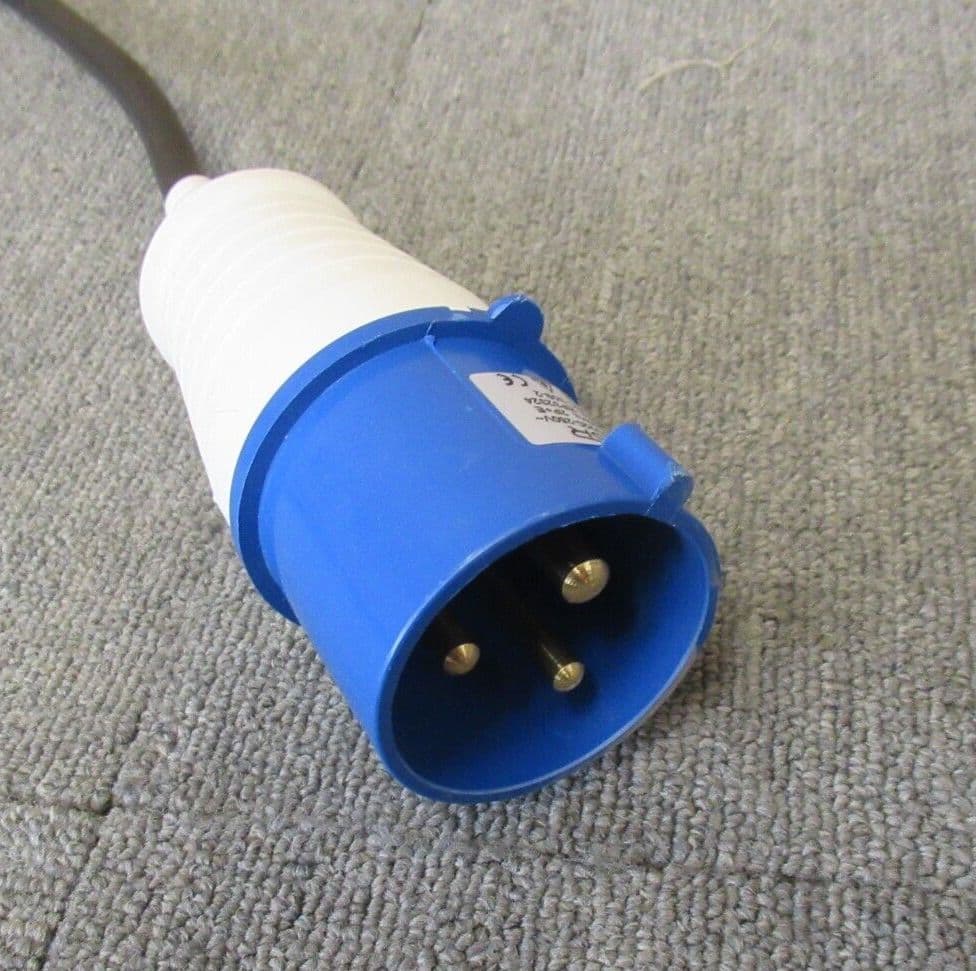 PDU Online 16 Way 12xC13/4xC19 With 32A Commando Power Distribution ...