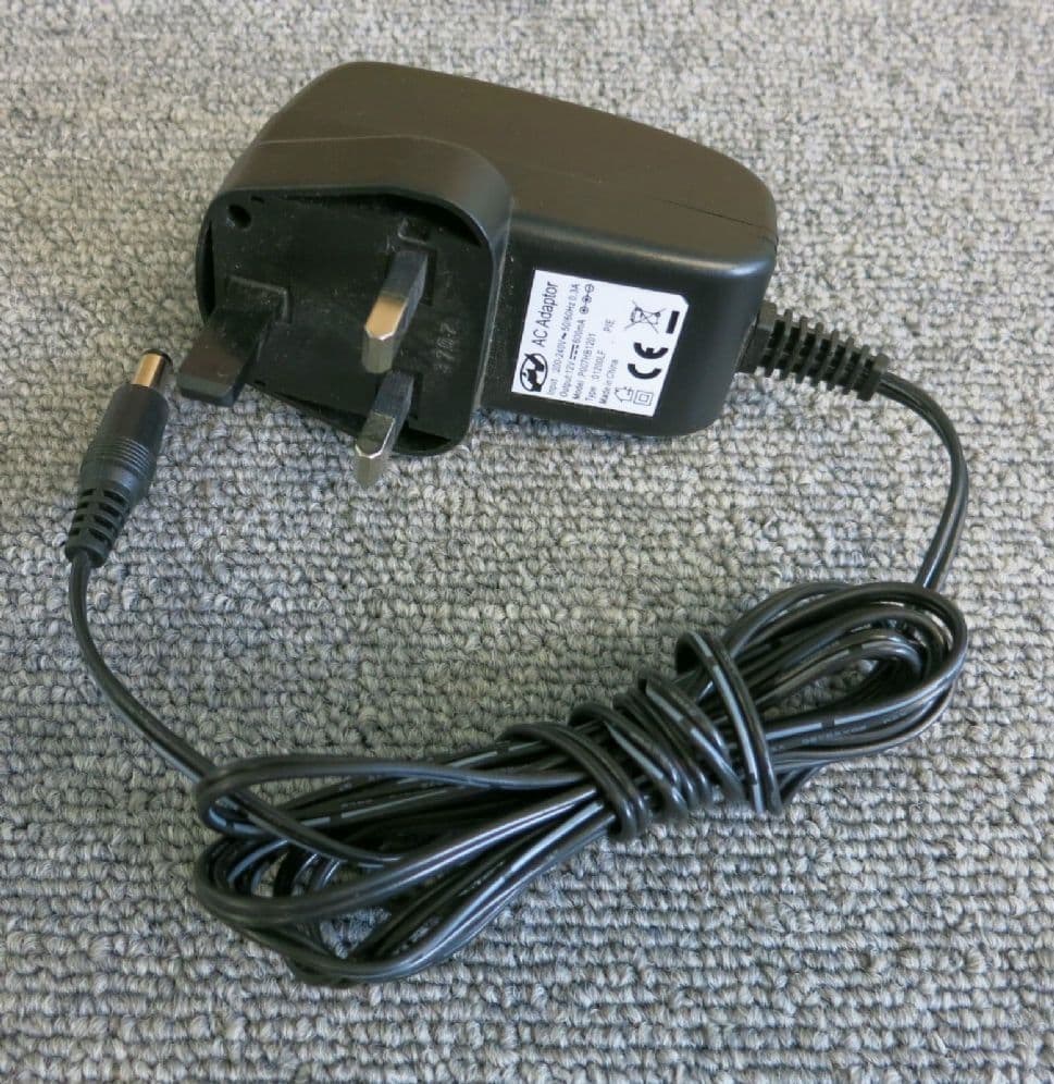 Pi P007HB1201 / 01200LF UK Wall Mount Plug AC Power Adapter 12V 600mA
