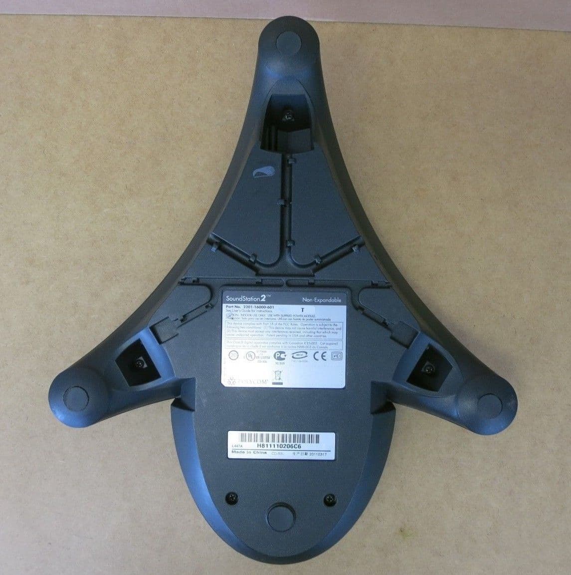 Polycom SoundStation 2 2201-16000-601 Phone With Universal Module 2201 ...