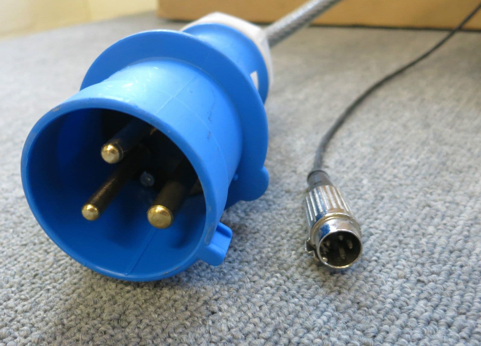 Powercom 15 x C13 Female Outlet Sockets PDU