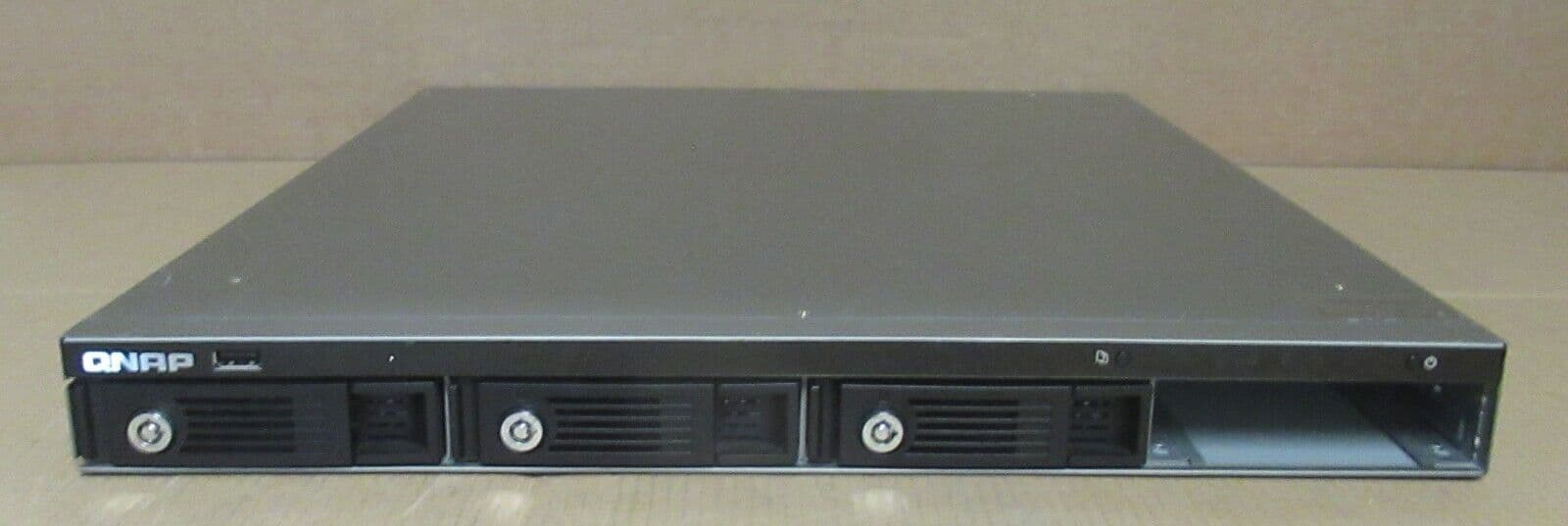 QNAP TS-420U 4x 3 5" Bay Rackmount Network Attached Storage NAS 3x 2TB HDD