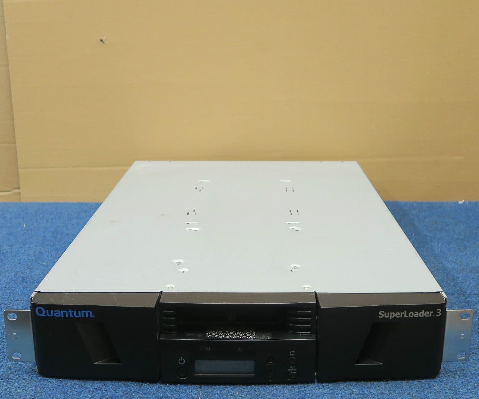 Quantum Superloader 3 L700 EC-LLDAA-YF - LTO-3 Tape Drive Autoloader W ...