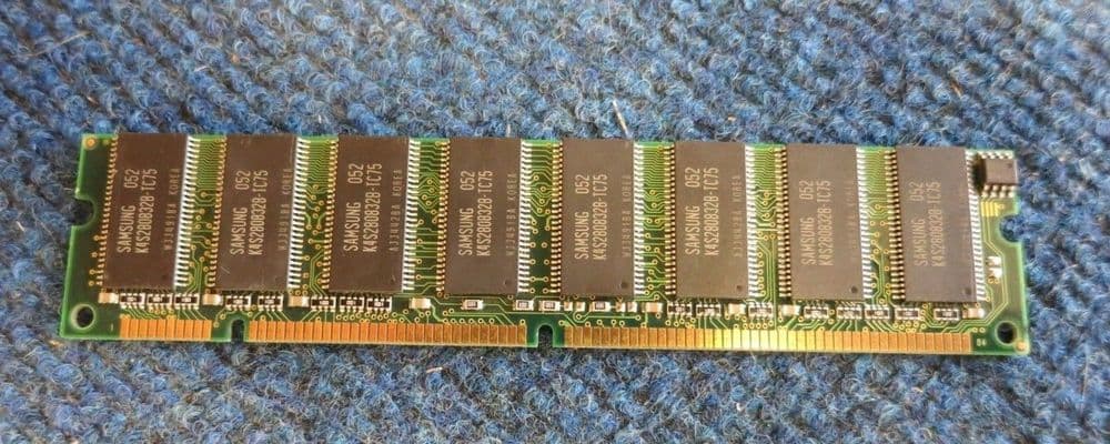 Samsung K4S2808328-TC75 256MB SDRAM PC133 CL3 168 Pin DIMM RAM Memory