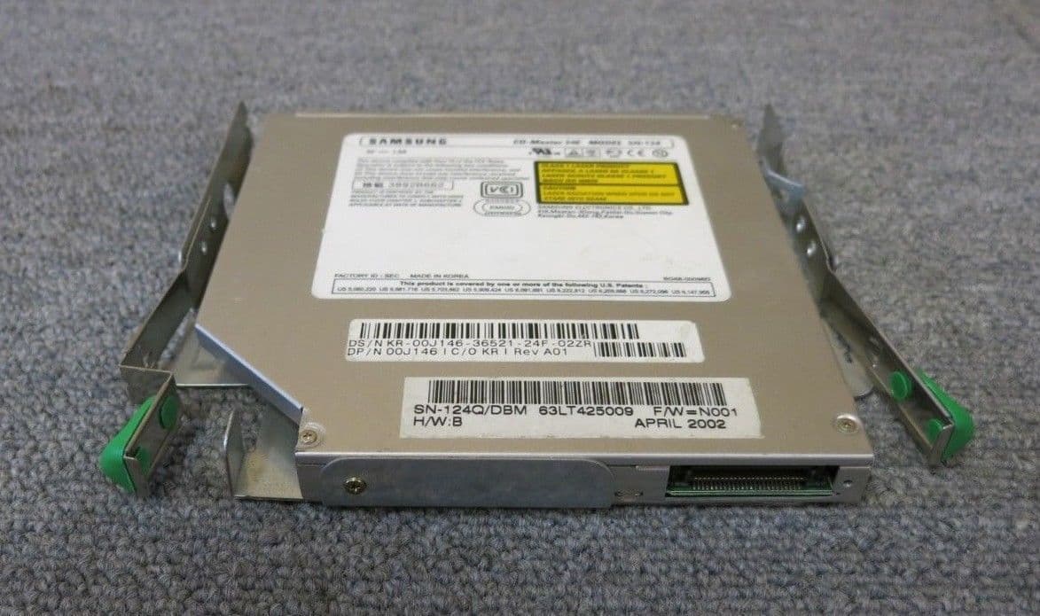 Samsung SN-124 Internal CD-Master 24X Slimline ATA CD-ROM Drive