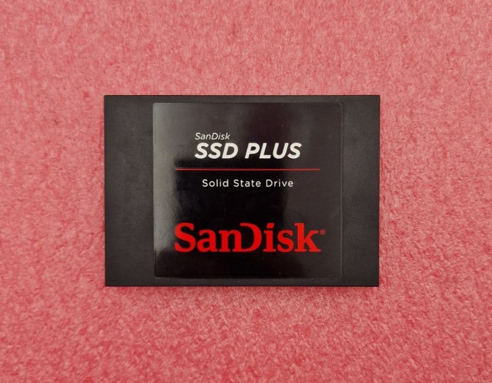 SanDisk SDSSDA-240G 240GB SSD PLUS SATA III 2 5" Solid State Drive