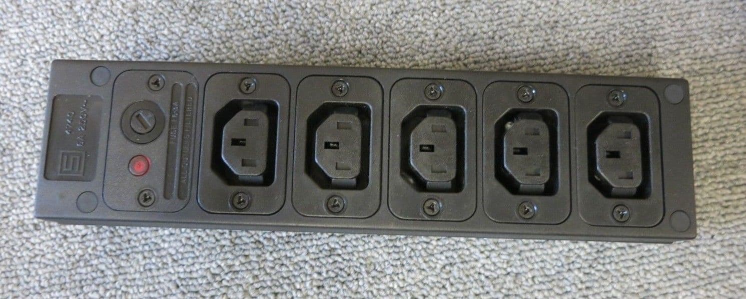 Schurter 4740 5 Way 6A 250V Mini Power Distribution Unit PDU Block