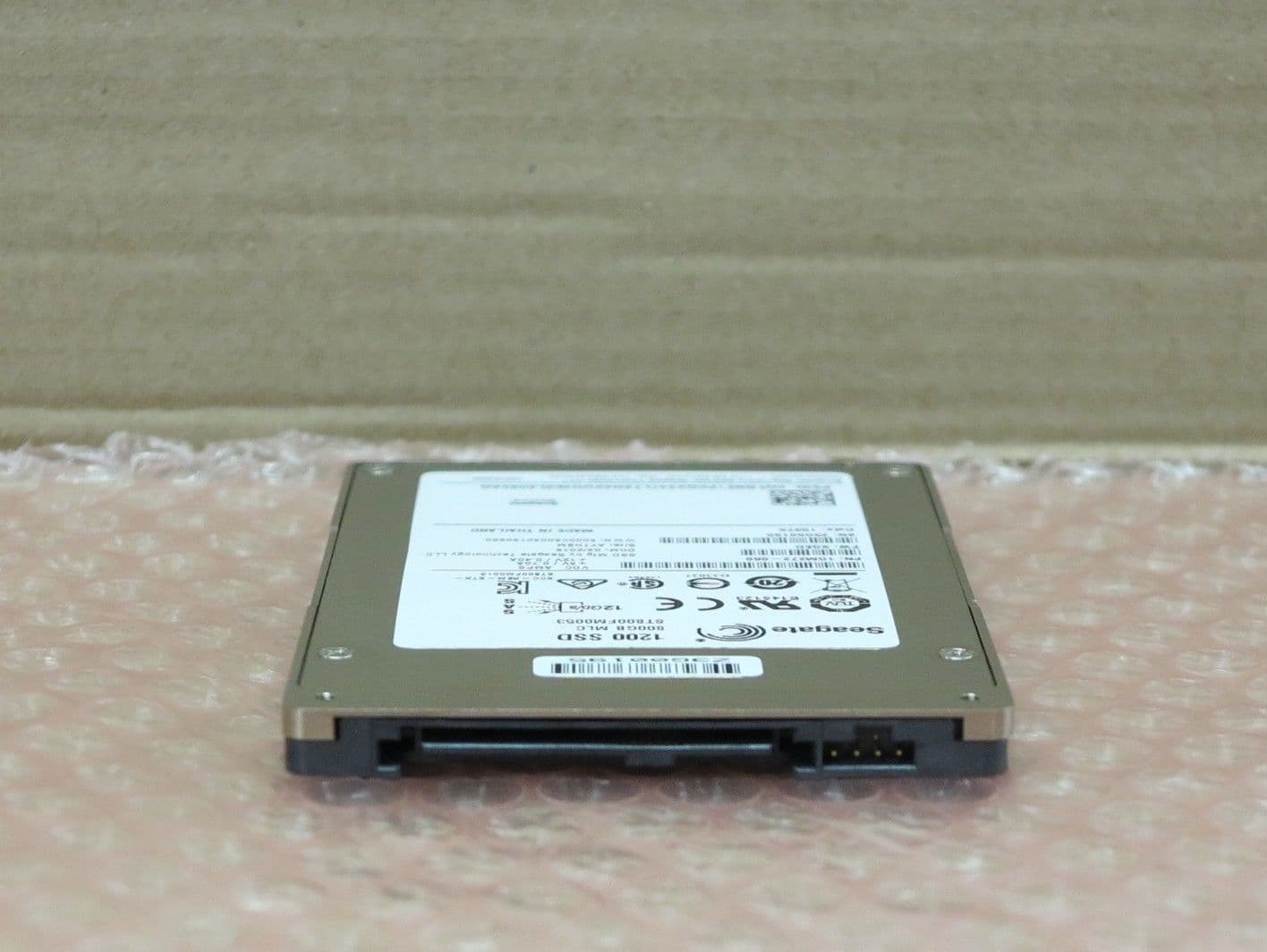 Seagate 800Gb 12Gbps 1200 MLC SSD Solid State SAS Drive ST800FM0053
