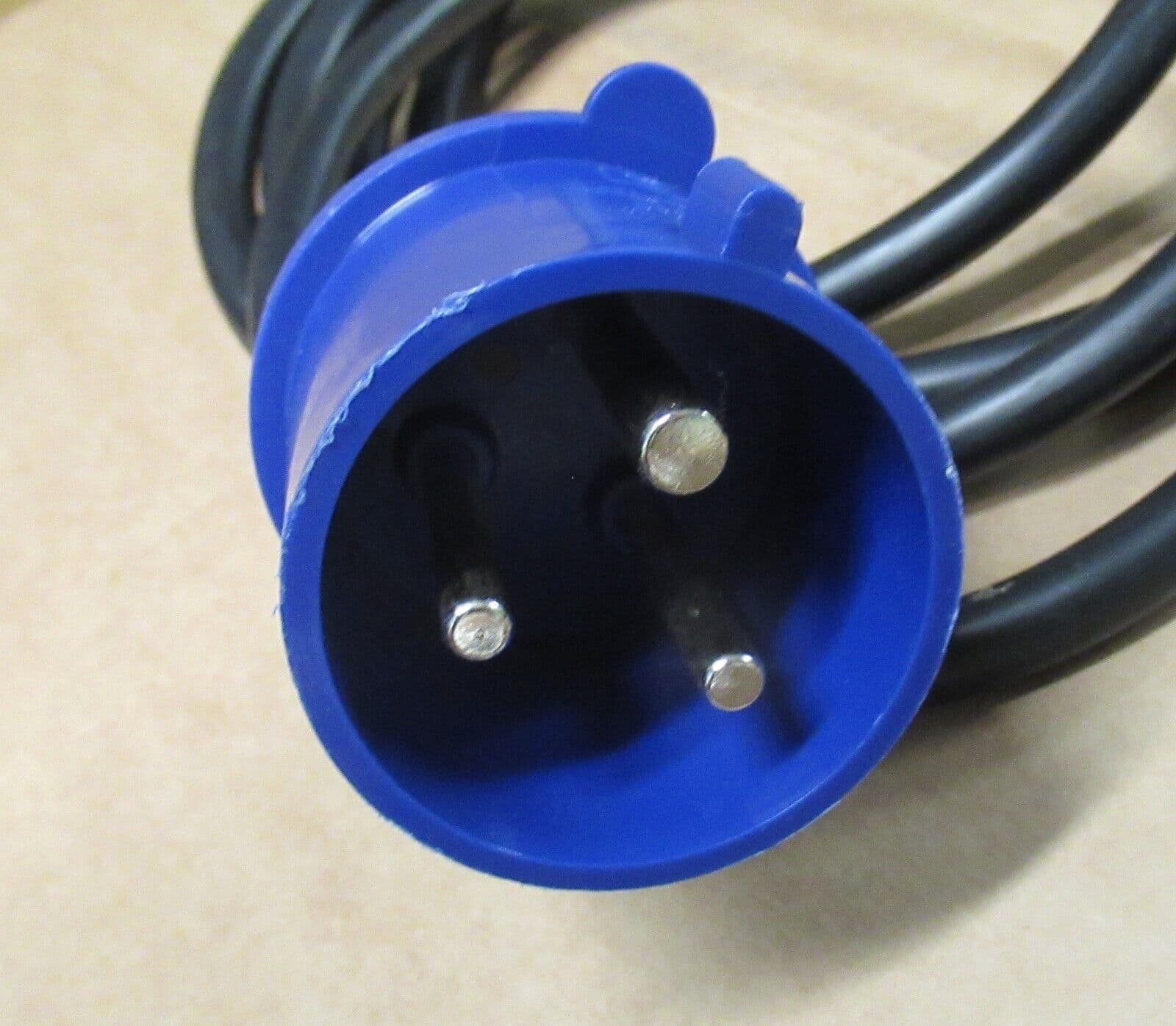 Servertech PRO2 POPS 24-Port Rack PDU 1x Master 1x Link C2WG24BN / C2XG24BN