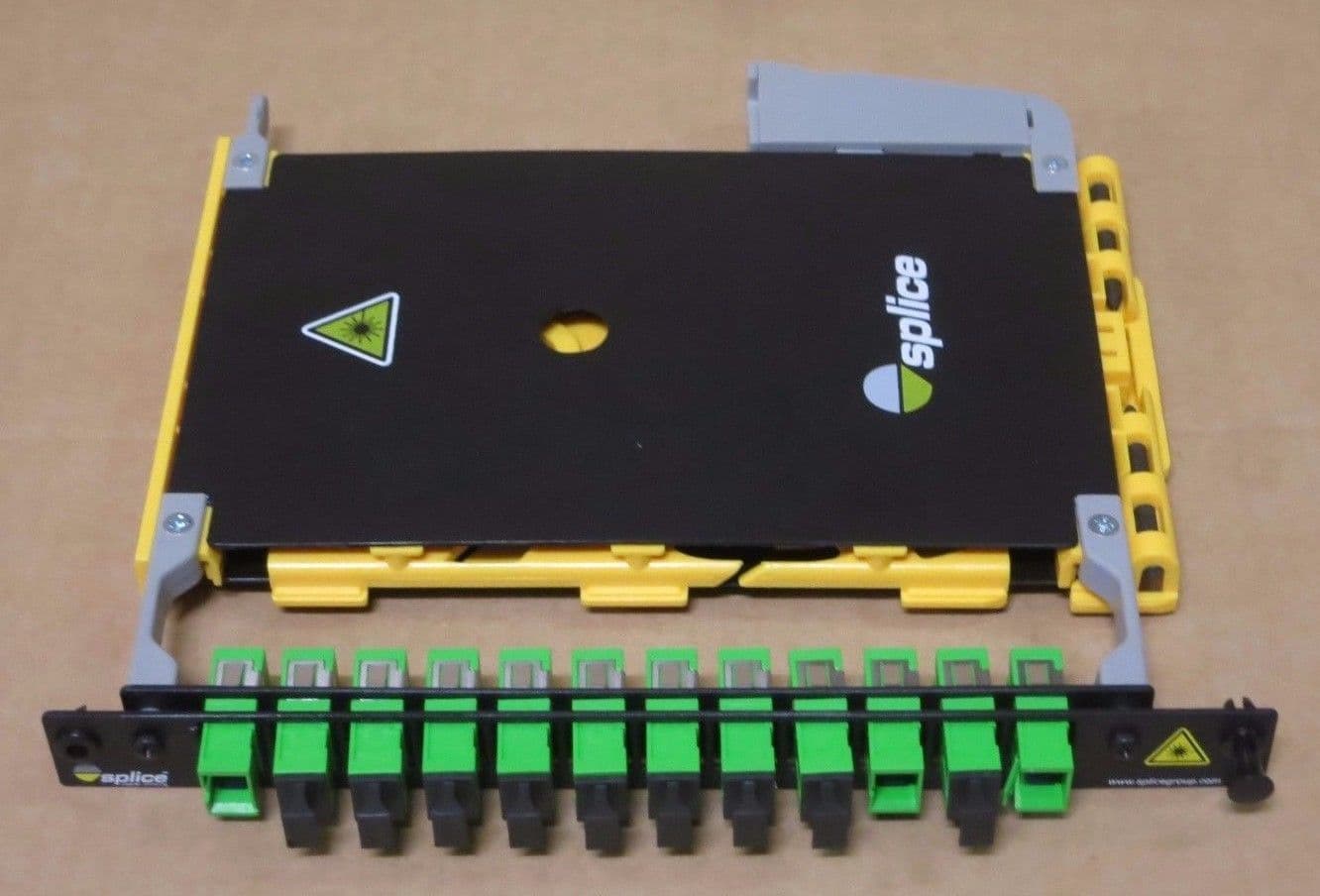 Splice SpliceGroup Fibre Optic Rack Mount Patch Panel 19" 1U 12 Port