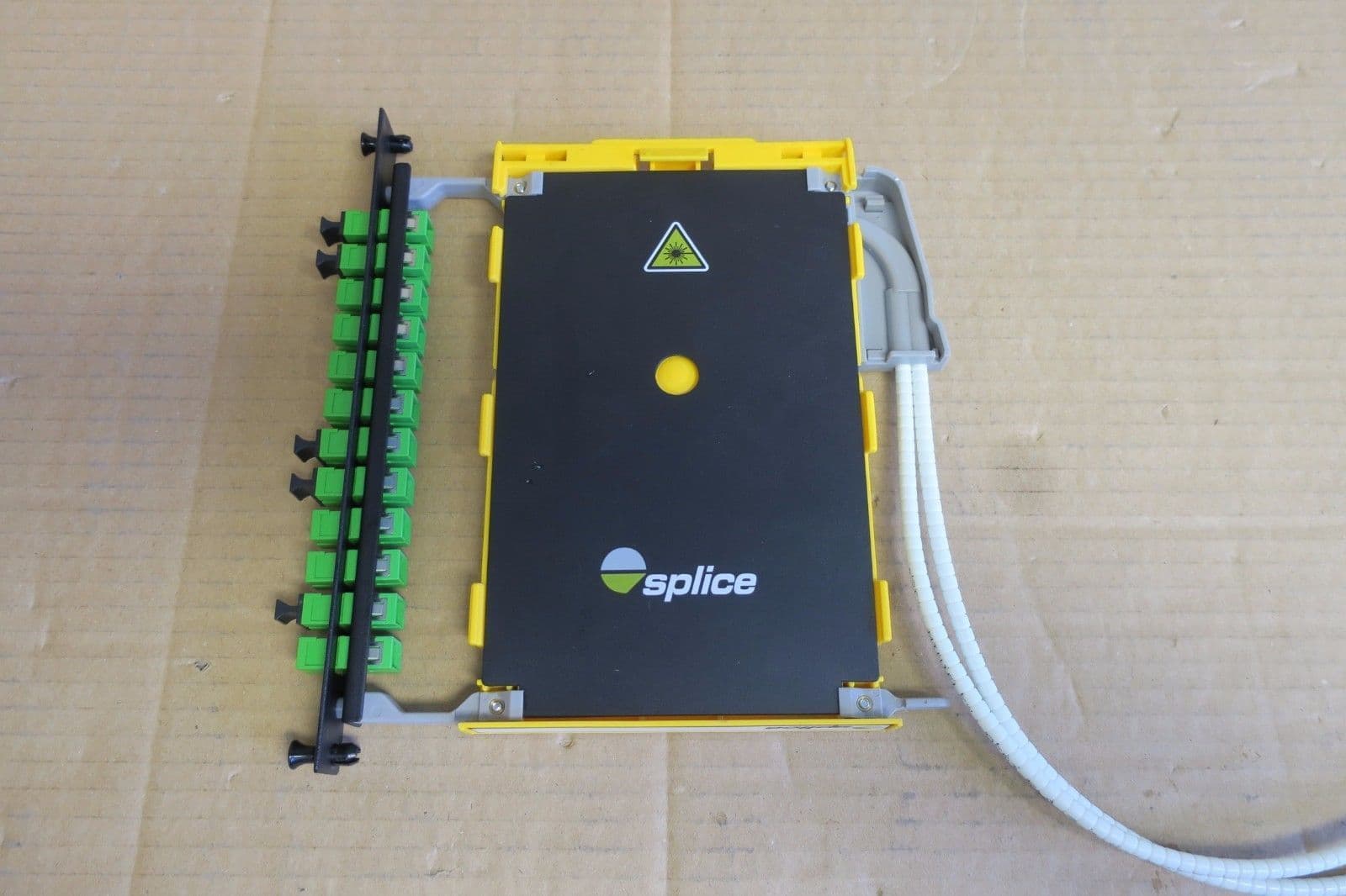 Splice SpliceGroup Fibre Optic Rack Mount Patch Panel 19inch 1U 12 Port