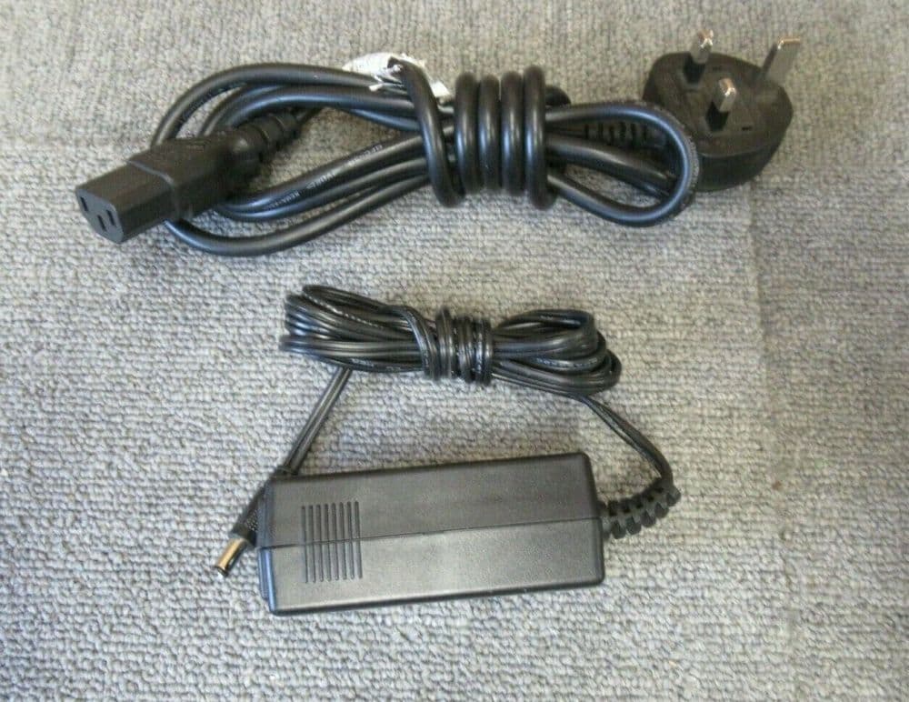 Stontronics T3173ST SPU15A-105 Switching AC Power Adapter 12V 1 25A 15W