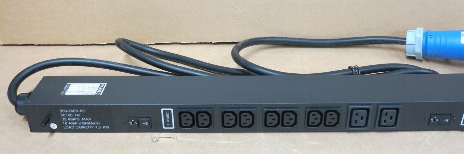 Structure Source Vertical PDU C13 C19 230V 32A 3M ENIECCBPIM45160432AV