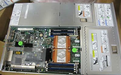 Sun Fire V215 215-ELZ2C12GC2 V215 2 x 1 5GHz 2GB 2 x 73GB 602-3136-01 ...