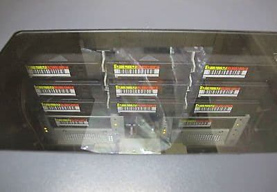 Sun Microsystems - StorEDGE L1000 Tape Library - With 2 x DLT 7000 Tape ...