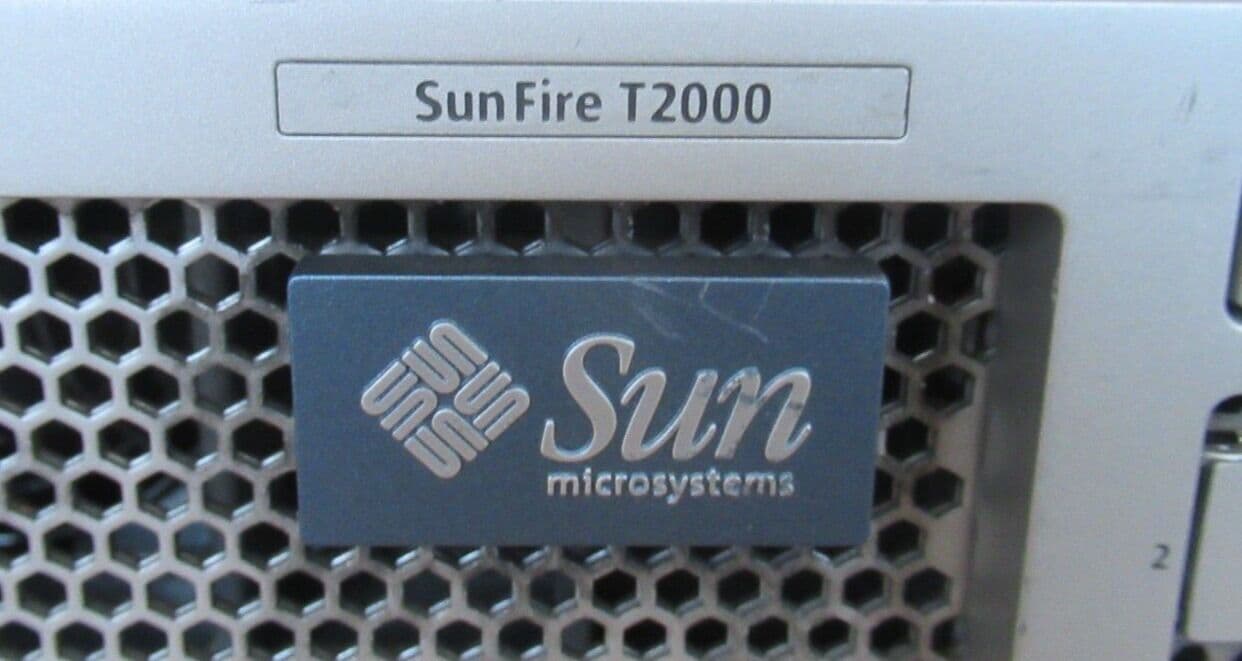 Sun Microsystems SunFire T2000 1x Sun 527-1200 8-Core 1 2GHz 4 x 2 5 ...