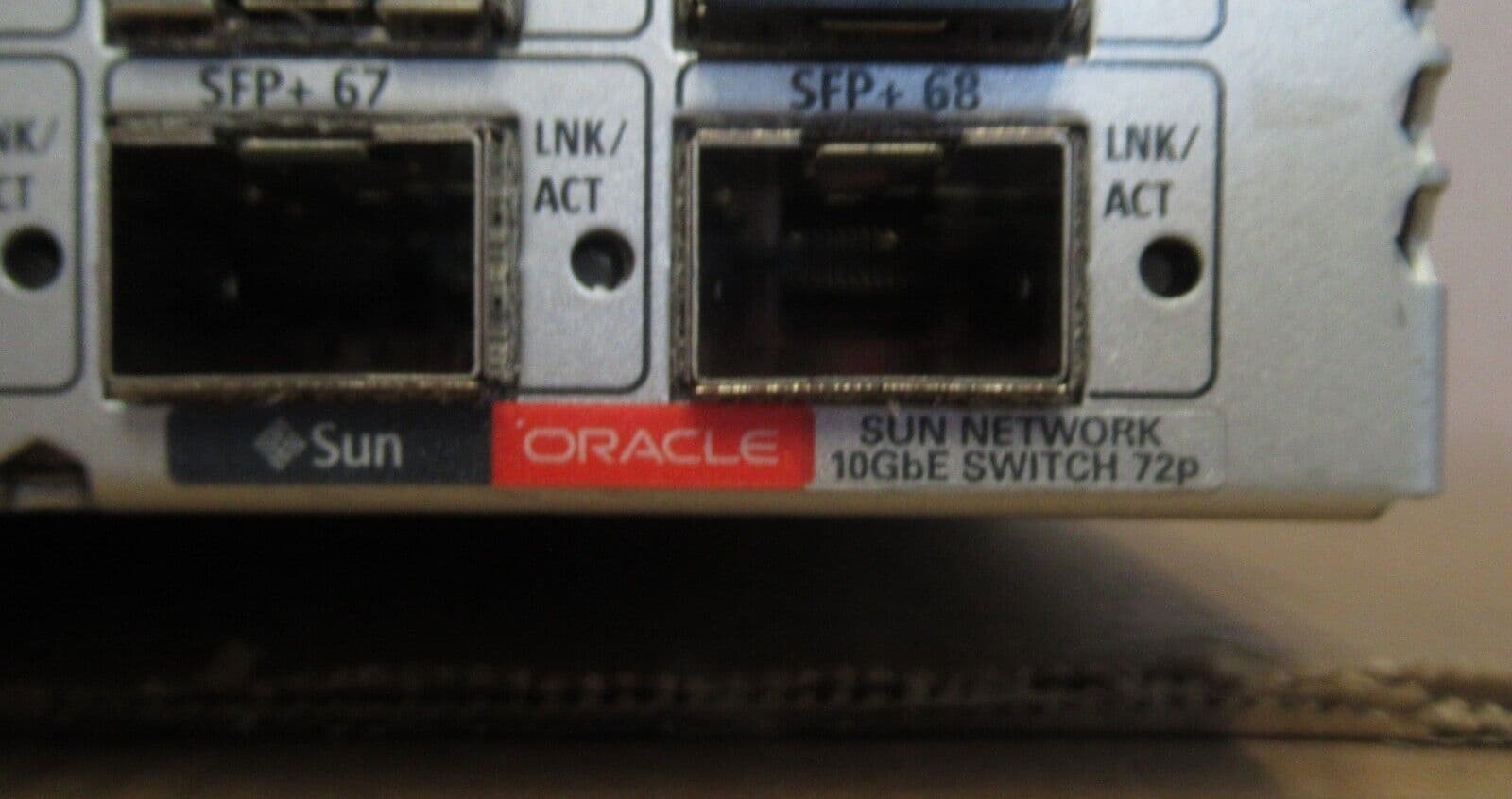 Sun Oracle Network 10GbE Switch 72P 16x QSFP 8x SFP 72-Port 1U Switch ...
